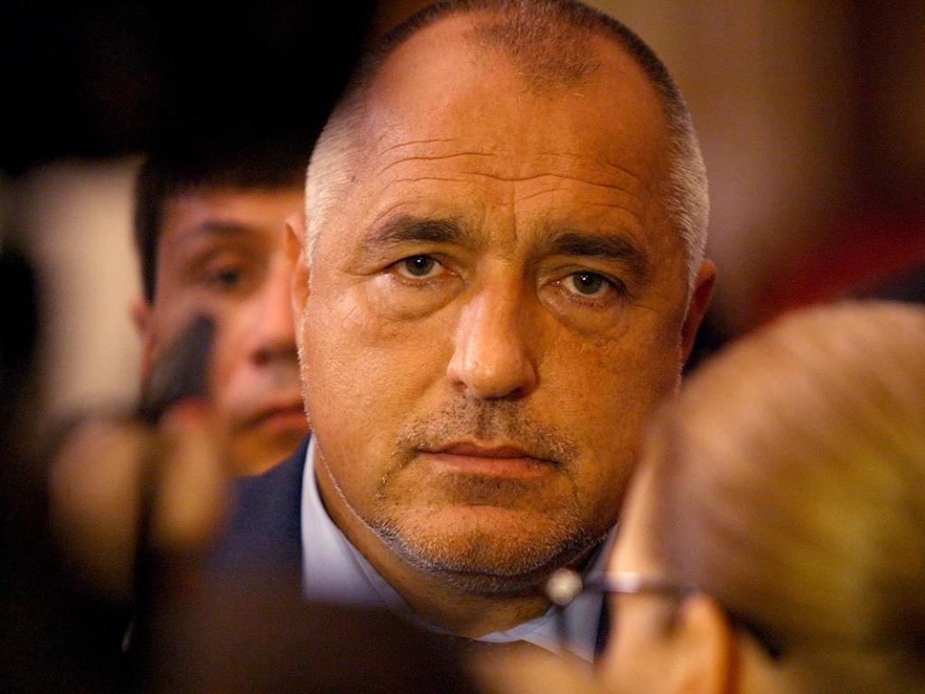 Борисов: Може тези, които се целуваха, пак да се целуват - България ...