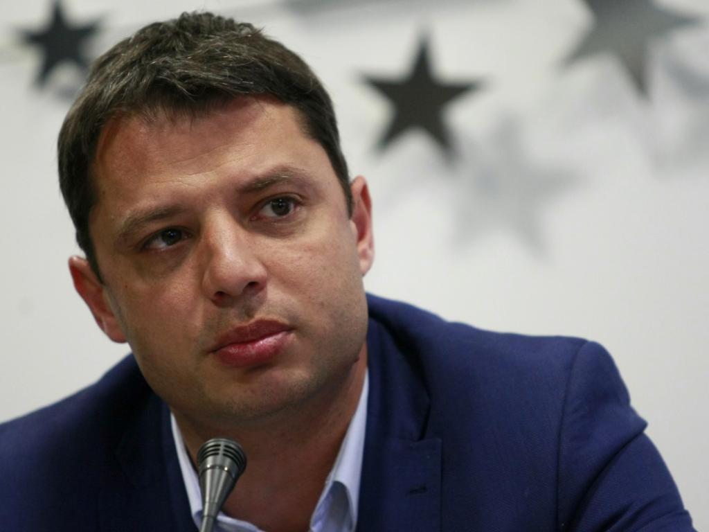 Делян Добрев: Кирил Петков и Асен Василев да си търсят добри адвокати ...