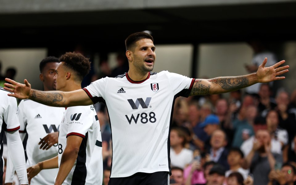 Засипаха с похвали звездата на Фулъм | Gong.bg