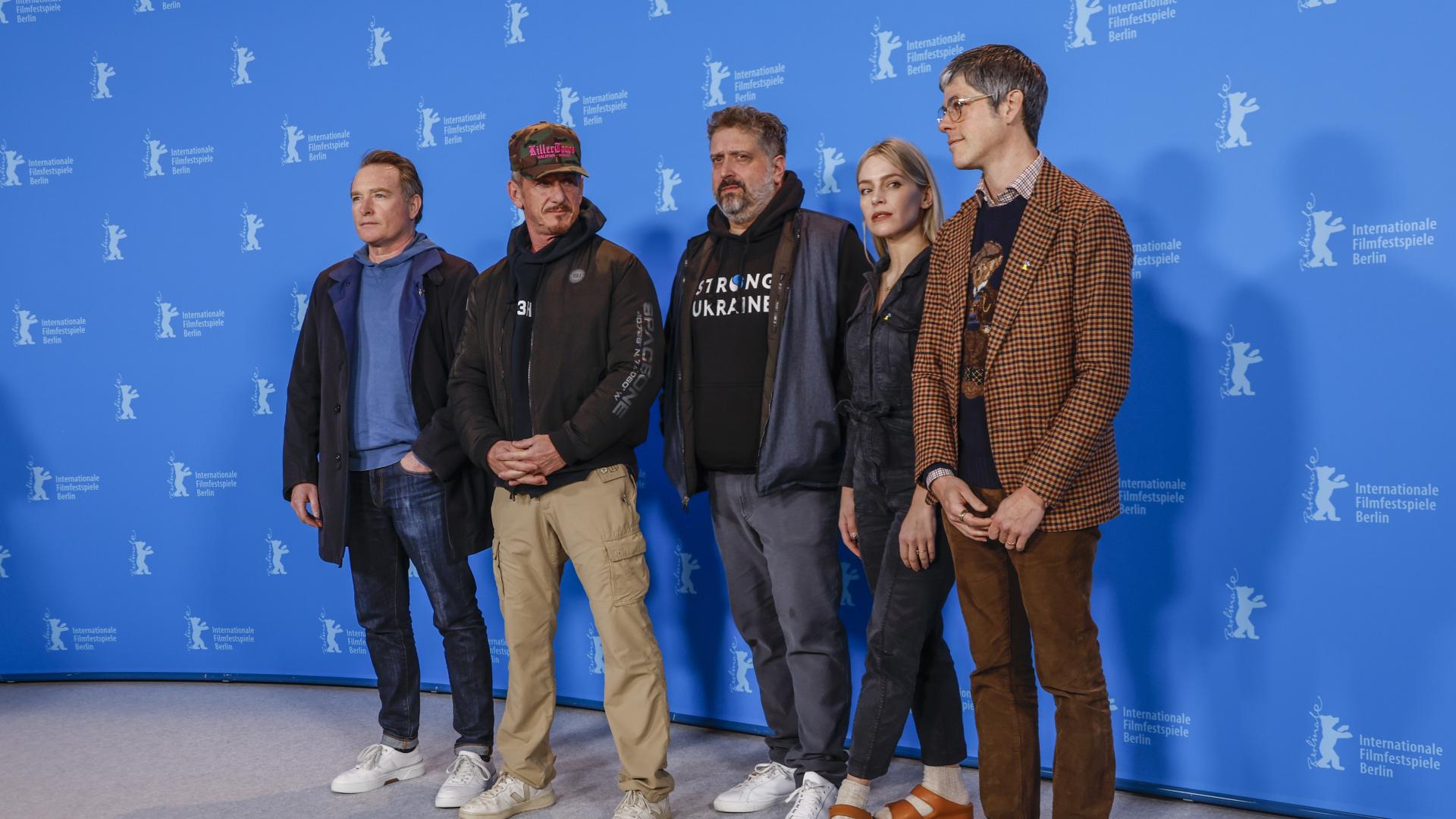 Шон Пен представи документалния си филм "Суперсила" на Берлинале - Свят ...