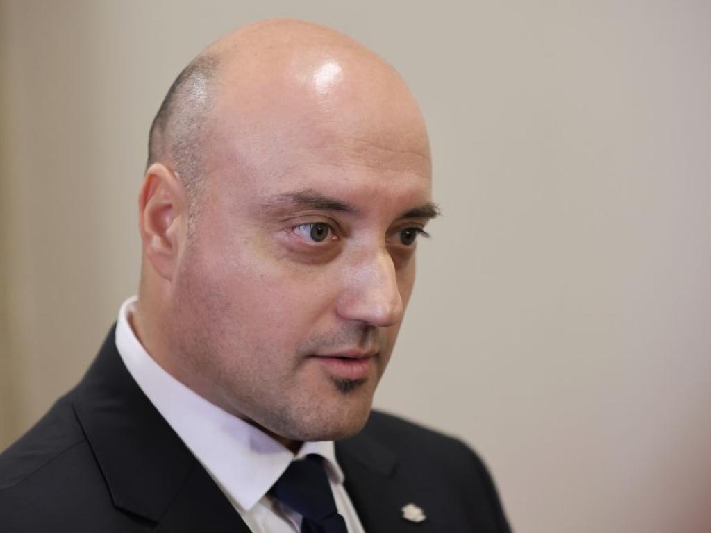 Славов: ВСС да се раздели на две, правителството в оставка да е ...