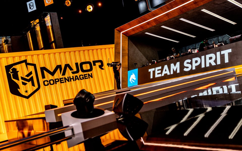 Team Spirit спечели руското дерби за 1-во място в група В на BLAST ...