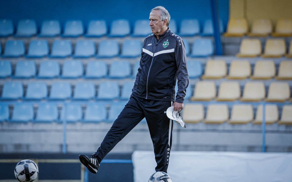 Георги Дерменджиев се завръща в efbet Лига? - БГ Футбол - efbet Лига ...