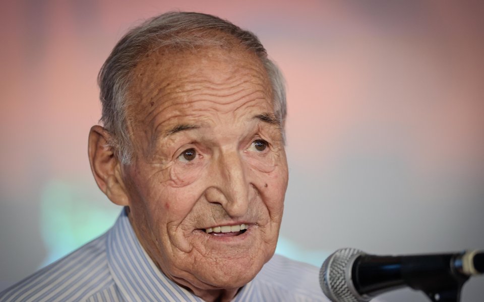 Пенев: Мачът не е свършил, вадите ме от терена - как да говоря? - Още ...